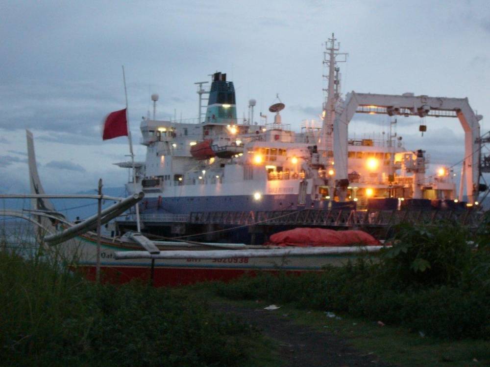 c.s. Cable Retriever loading submarine telecoms communication cables in ...
