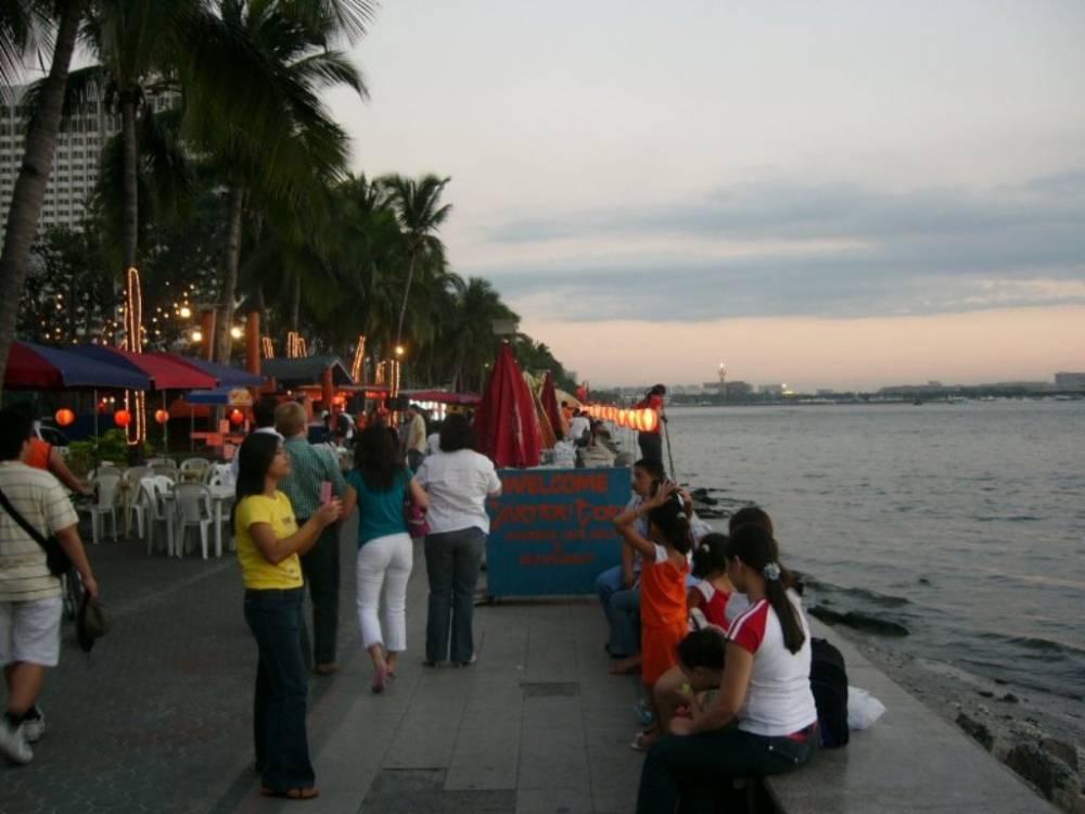 Manila Bay Walk in Mayor Lito Atienza's Time - Places of interest ...